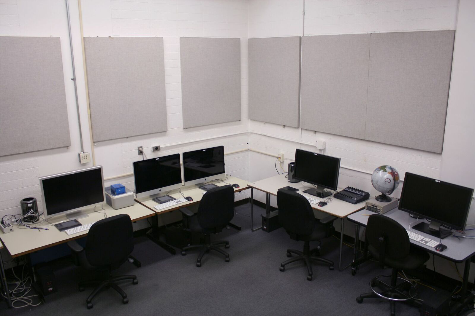 F103 Computer Lab - 2 Pop